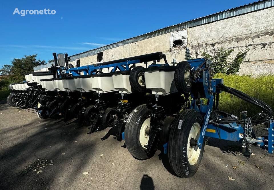 Nova Kinze 3605 pneumatska precizna sejalica