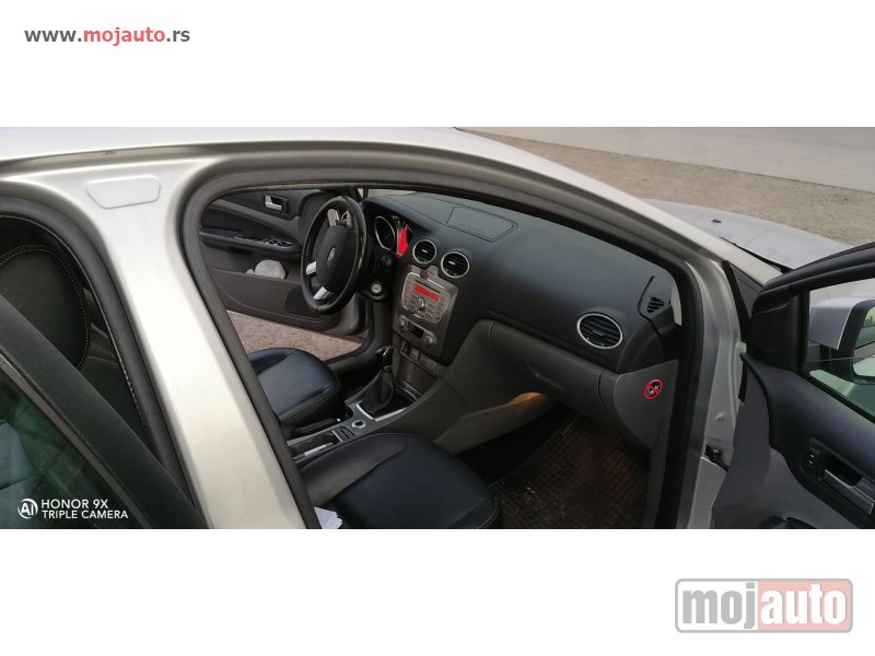 Ford Focus 1.8