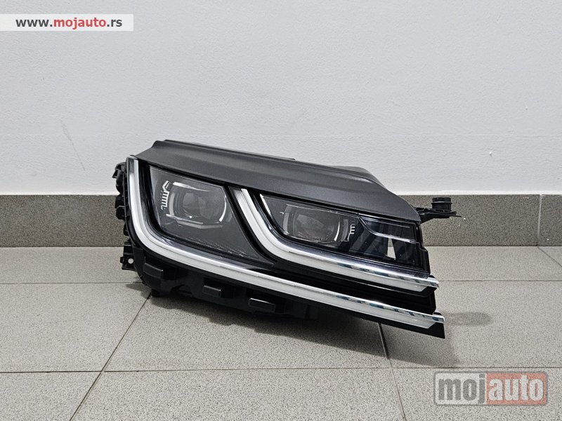 Vw Arteon / 3G8 / 2017-2024 / Desni far / Full LED / ORIGINAL