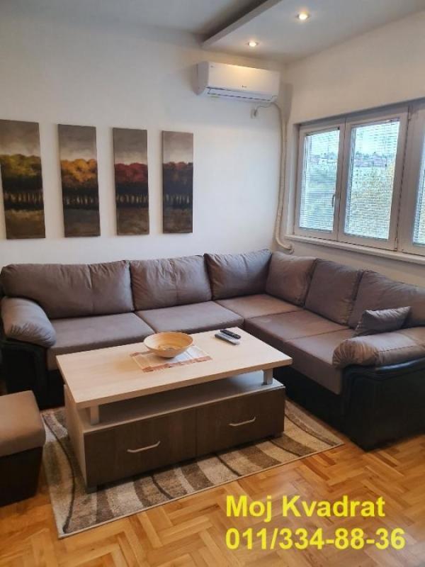 Trosoban stan za izdavanje, 73m2, 600€