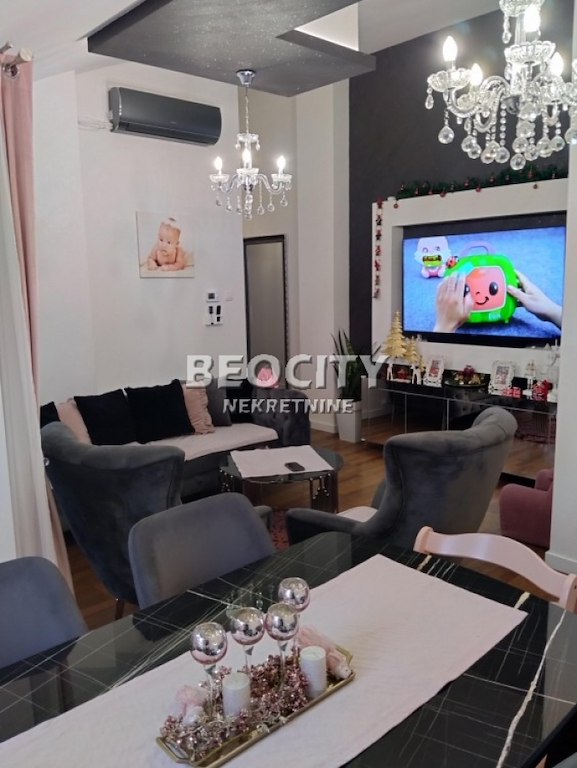 Novi Sad, Petrovaradin, Preradovićeva, 3. 0, 63m2, 140000EUR