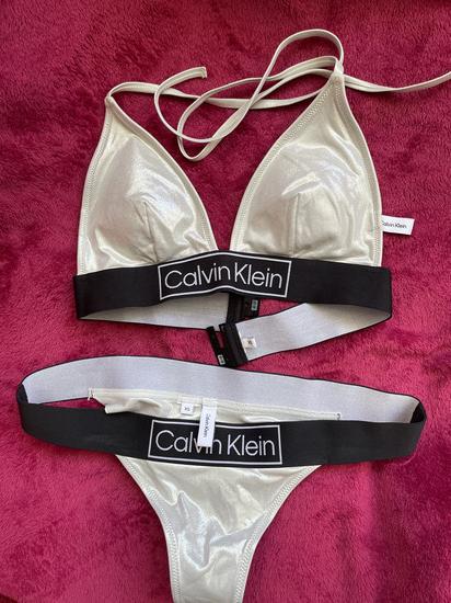 Kupaci kostim Calvin Klein