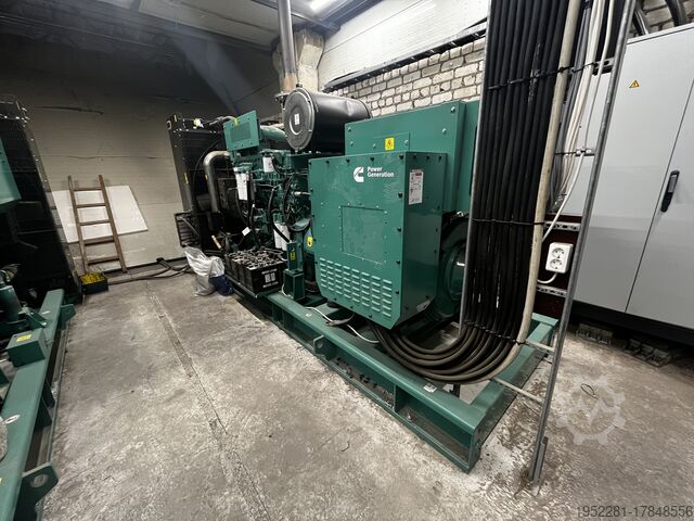 Generator
Cummins C900D5