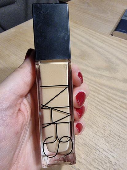 Nars puder-natural radiant longwear foundation