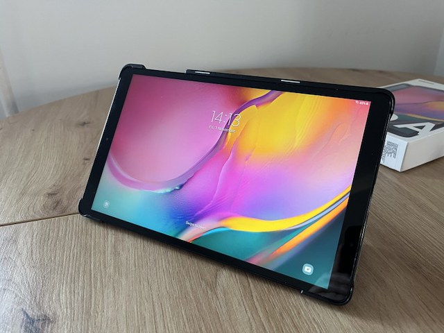 Samsung Tab A (SM-T510) + POKLONI