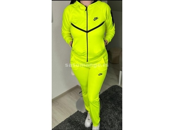 Nike ženska trenerka neon zelena fluoroscentna drečava mokra likra