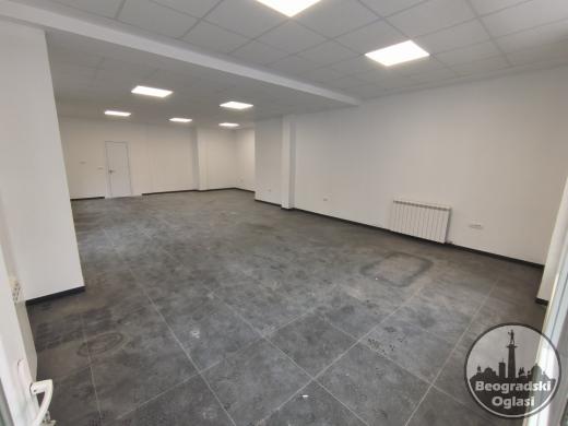 Zvezdara, D.Tucovića uknjižen lokal 67 m2 +terasa 60 m2