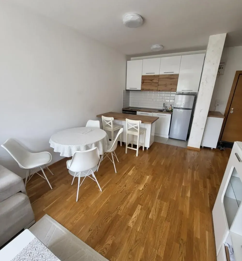 Izdavanje, dvosoban stan, 42m2, Nova Detelinara, Novi Sad, Novi Sad