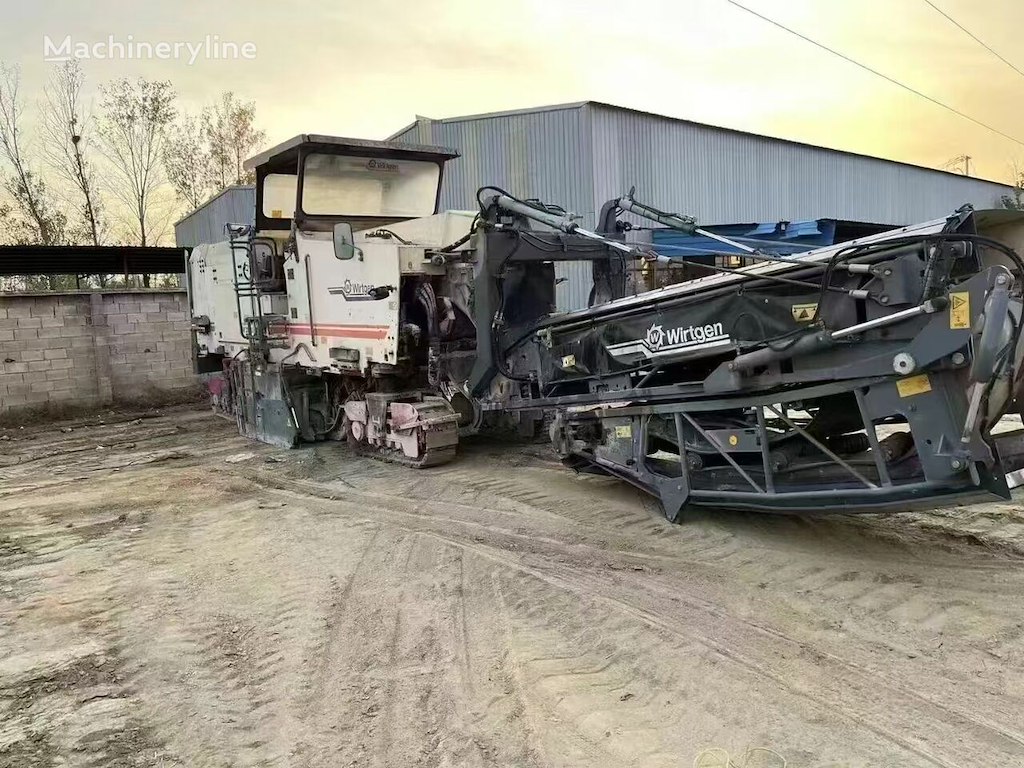 Wirtgen W2100 glodalica za asfalt