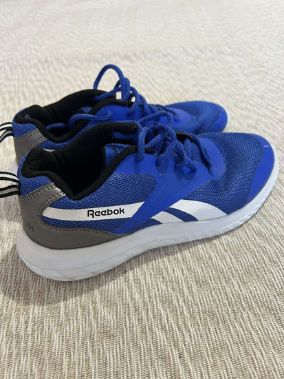 Reebok patike za dečakeee