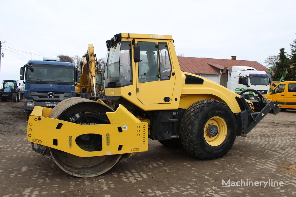 BOMAG BW213 DH-4 kompaktor s jednim valjkom