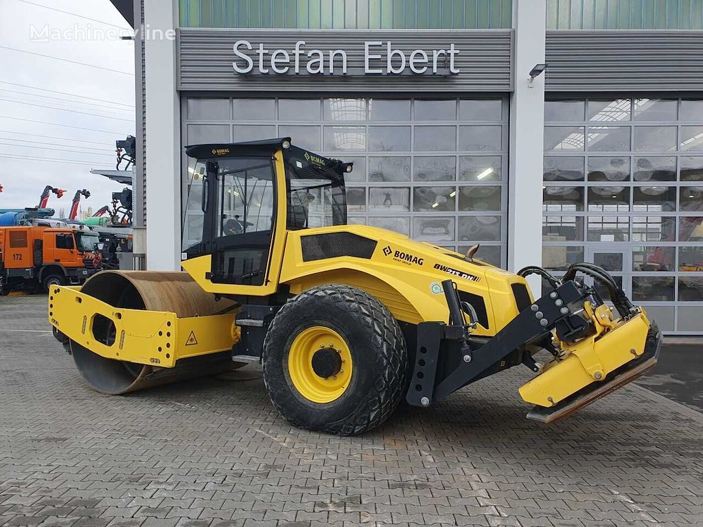 BOMAG BW 213 DH+P-5 / 2022 / Verdichterplatten / Klima kompaktor s jednim valjkom