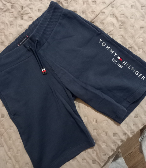 Tommy Hilfiger sorts