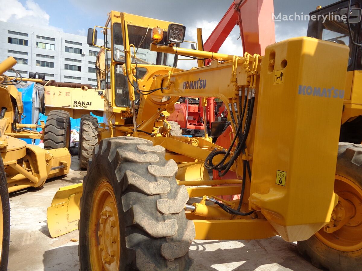 Komatsu GD511 grejder