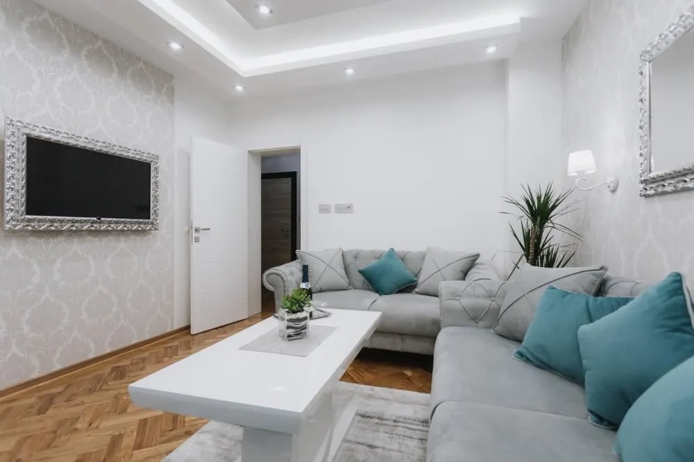 Prodaja, dvosoban stan, 38m2, Centar, Novi Sad