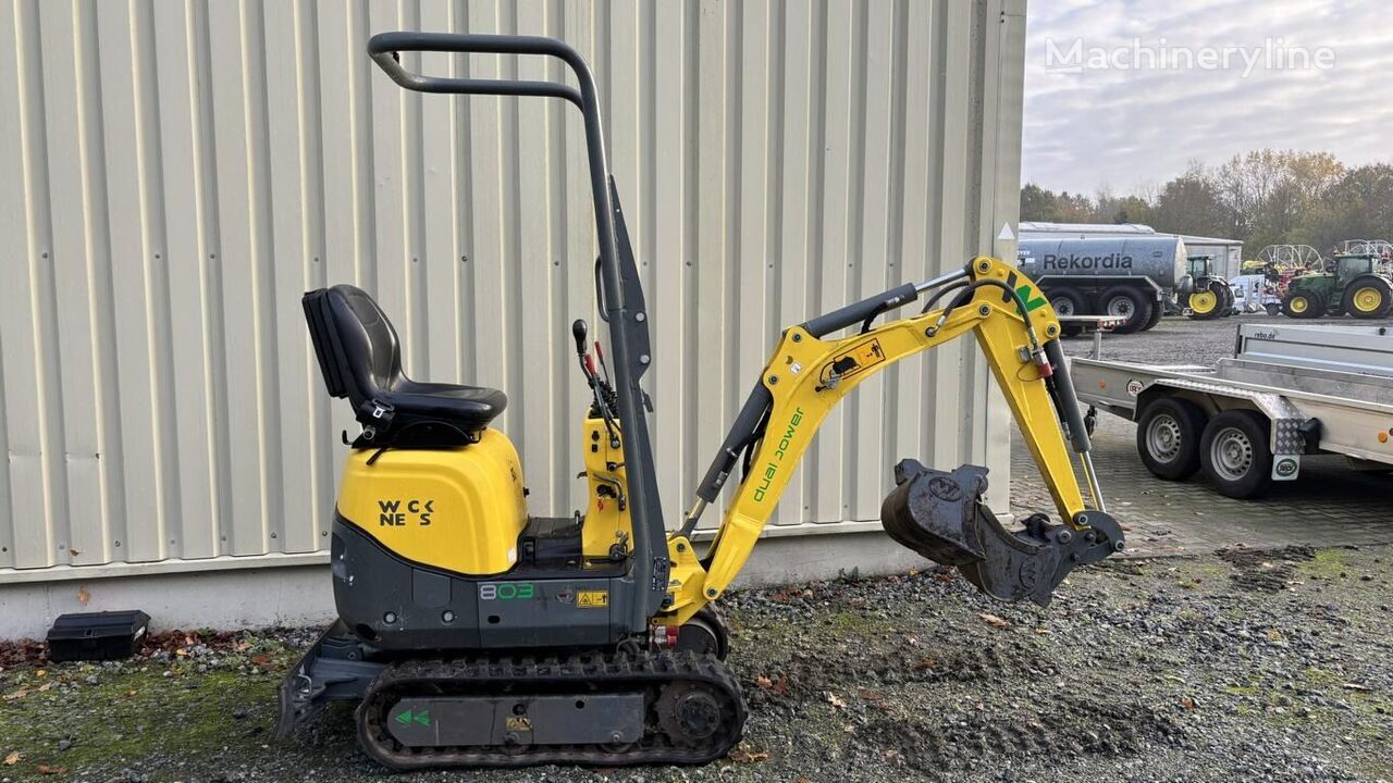 Novi Wacker 803 mini bager