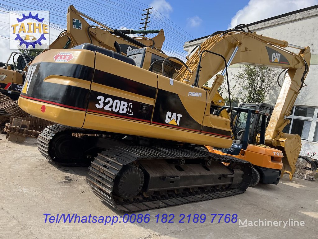 Caterpillar 320B bager guseničar