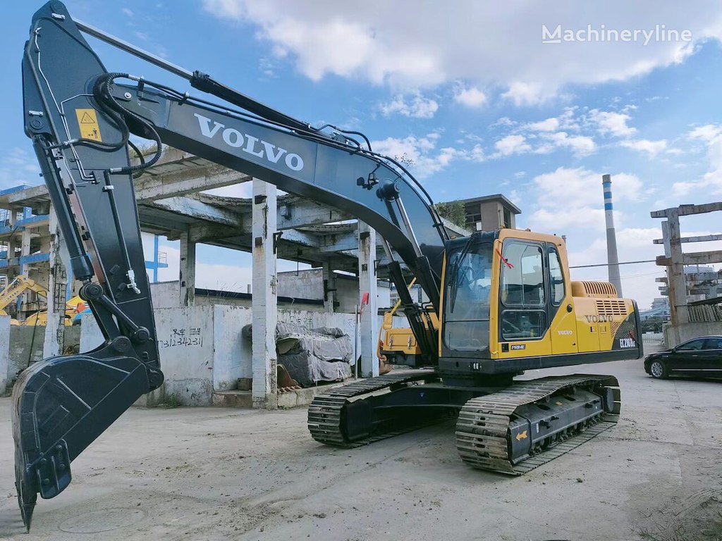 Volvo EC 210 bager guseničar