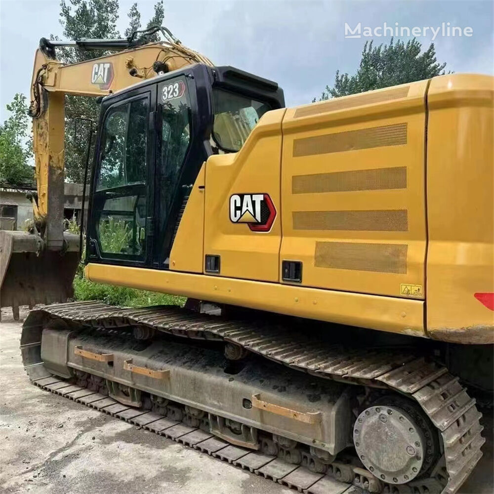 Caterpillar 323D2L bager guseničar