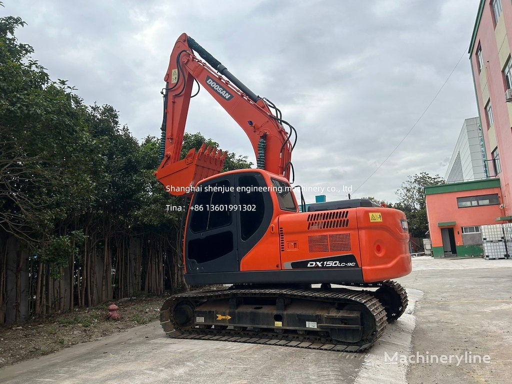 Doosan DX150LC bager guseničar