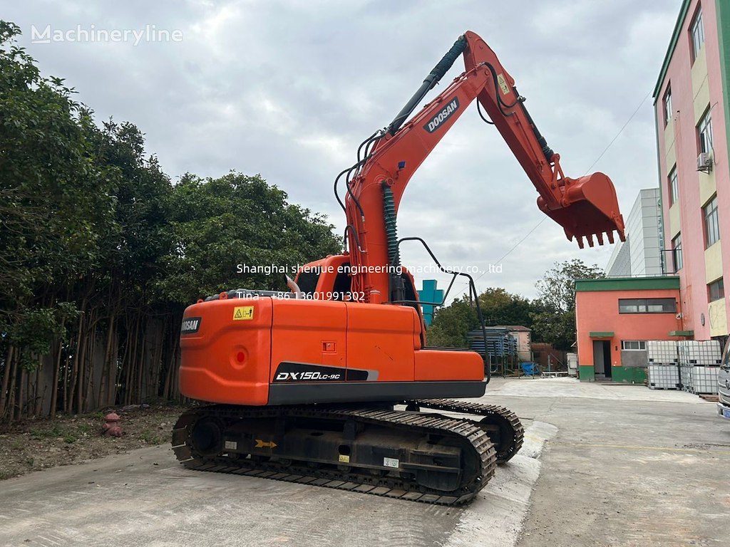 Doosan DX150LC bager guseničar