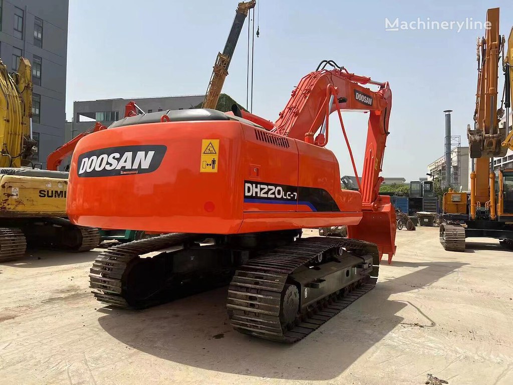 Doosan DH220-7 bager guseničar