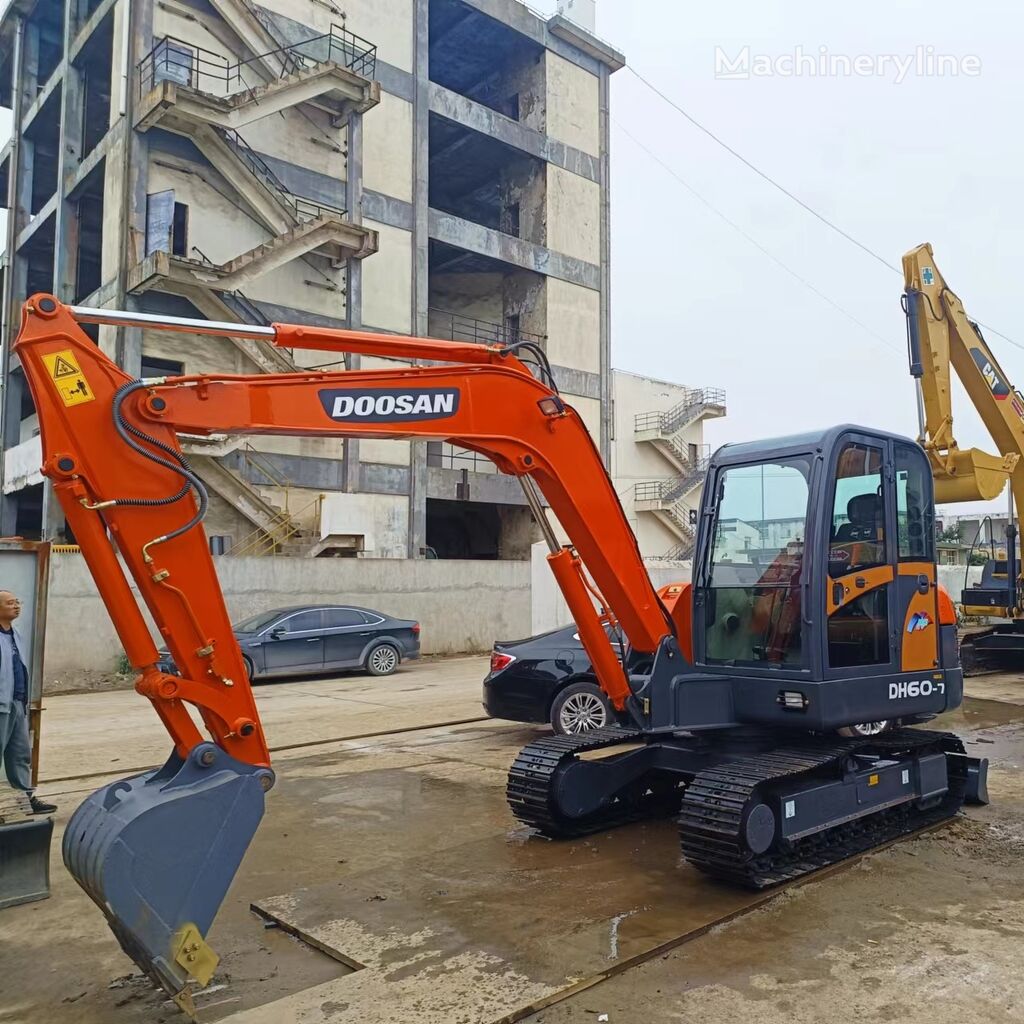 Doosan DH60 mini bager