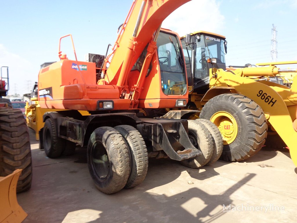 Doosan DH150W bager točkaš