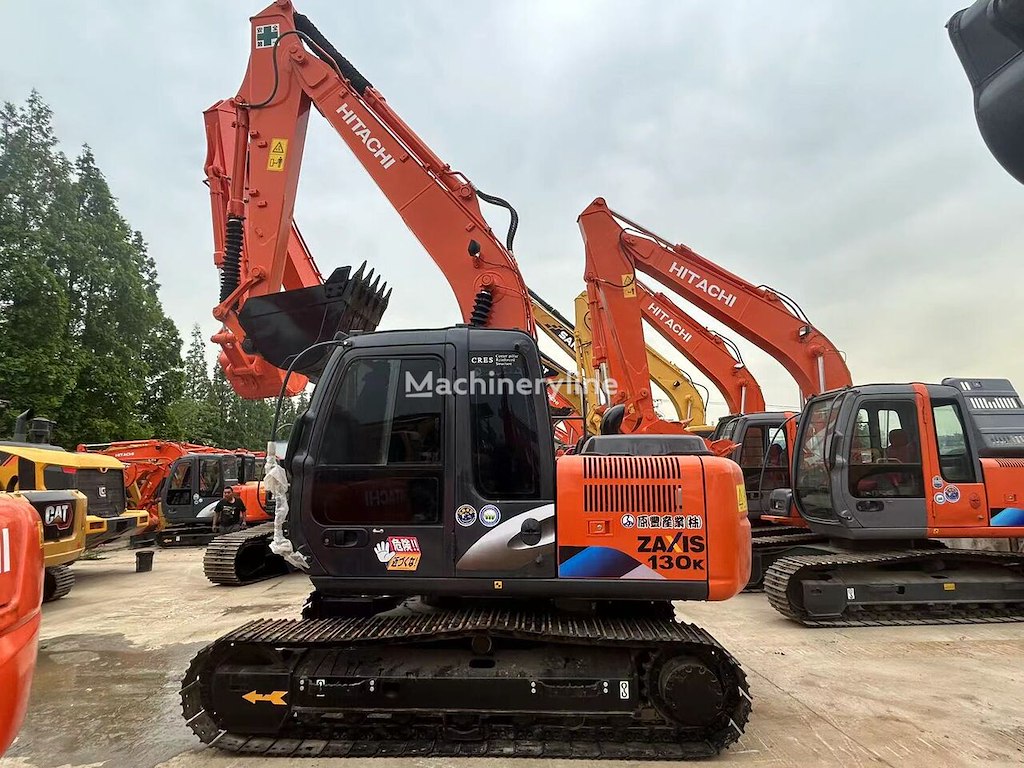 Hitachi ZX120 ZX130 ZX135 ZX200 bager guseničar