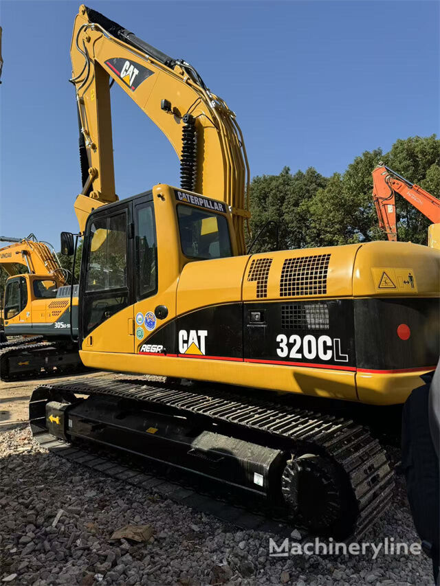 Caterpillar 320CL 320D 320C 325C 325D 330C 330D bager guseničar