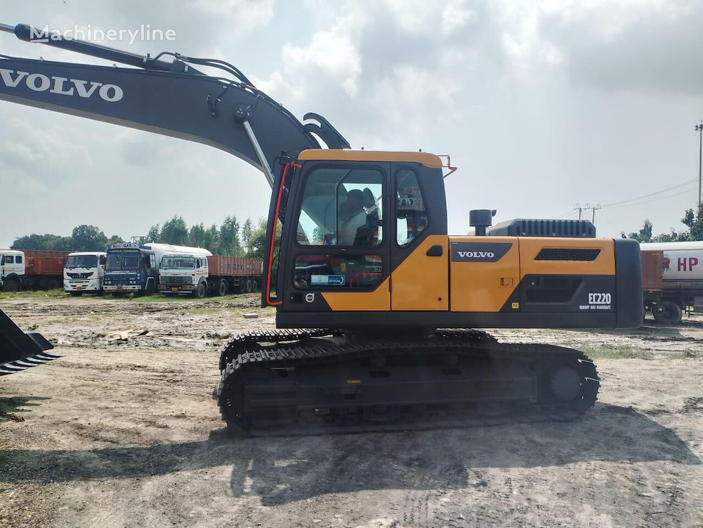 Novi Volvo EC220 bager guseničar