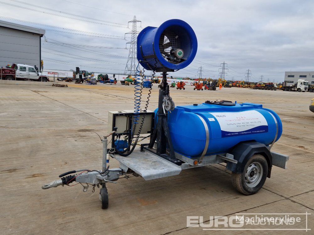 Prodaje se Single Axle Plastic Water Bowser, 230 Volt Dust Suppression Unit mobilna postrojenje za drobljenje na aukciji