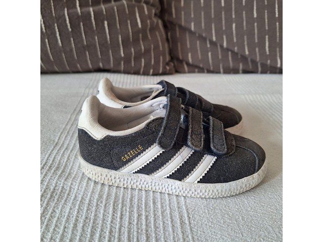 Adidas patike br.25