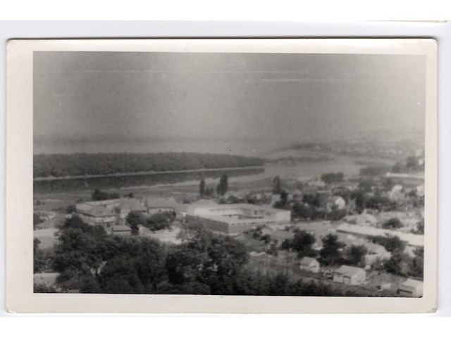 Posleratni Beograd. Panorama Karaburma i Dunav