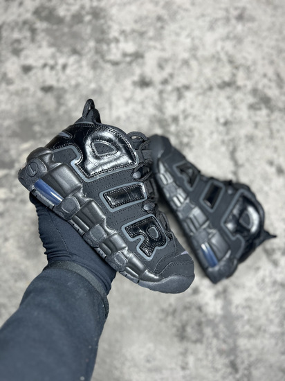 Nike air more uptempo