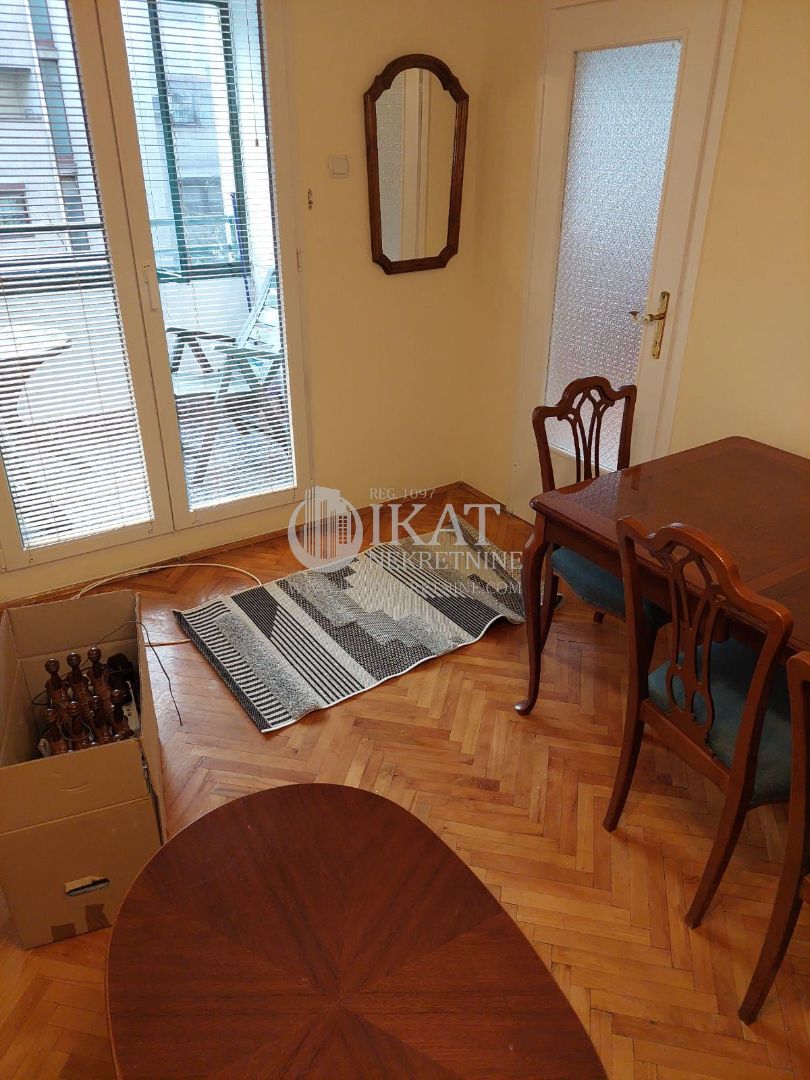 Savski venac, blizu Beograda na vodi 60m2 ID#3899 790 €