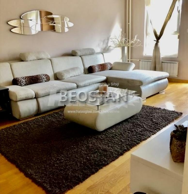 Novi Beograd - Belville #260201 1.200 €