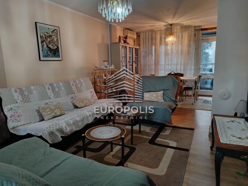 Trosoban, Arena, bela fasadna cigla ID#6699 299.900 €