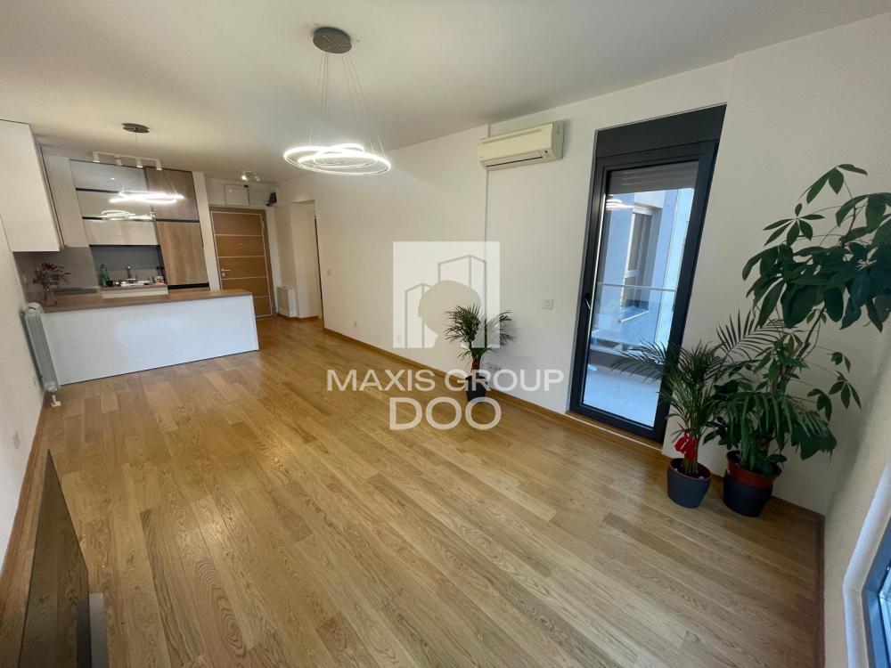 Lux stan 70m2 Vozdovac sa garažom- Vozdove kapije ID#1008 240.000 €