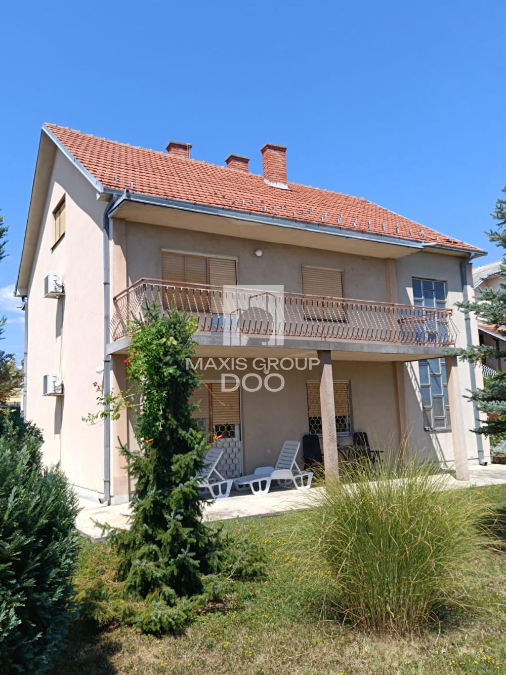 Kuca u Kragujevcu 290m2, 10 ari ID#1016 220.000 €