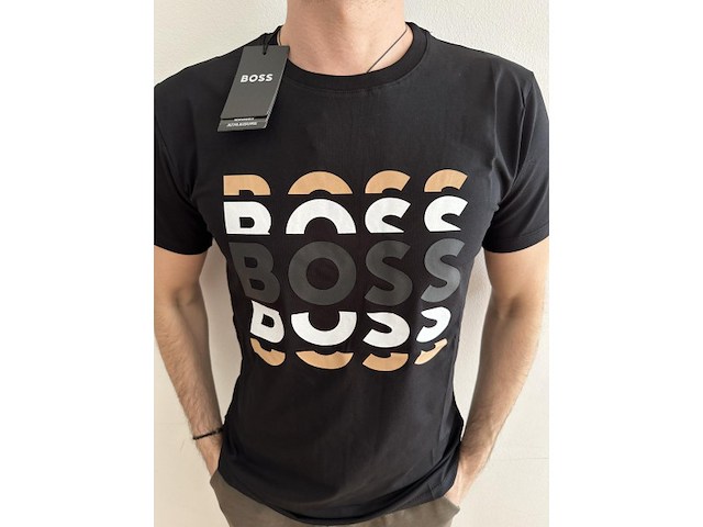 Hugo Boss crna muska majica HB70