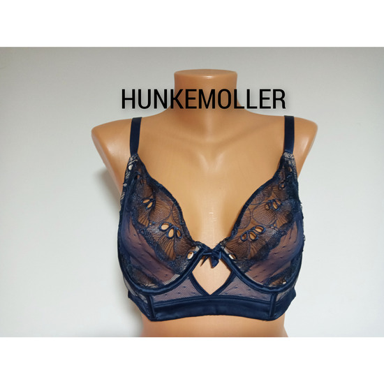 HUNKEMOLLER teget grudnjak savrsen