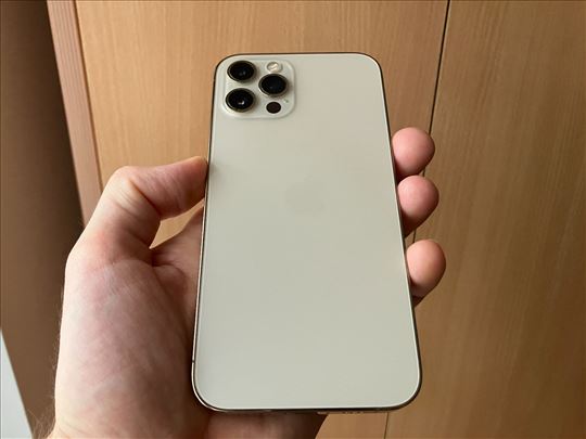 Zaključan Iphone 12 Pro Gold, 256GB, Baterija 92%