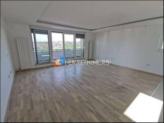 Voždovac, Stepa Stepanović, 4.0 stan, 96m2, 1000 EUR, ID 51380