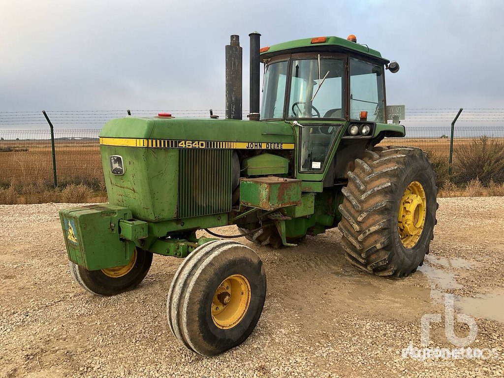 Prodaje se John Deere 4640 traktor točkaš na aukciji