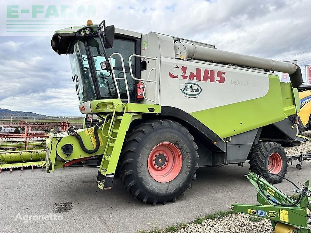 Lexion 520 kombajn za žito