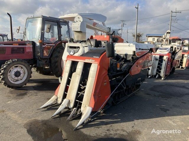 Kubota COMBINE(Kubota) kombajn za žito