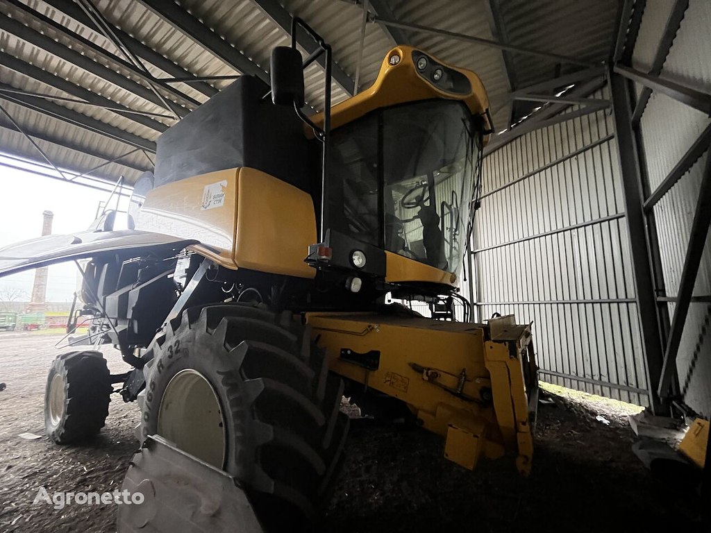 New Holland CX6090 kombajn za žito