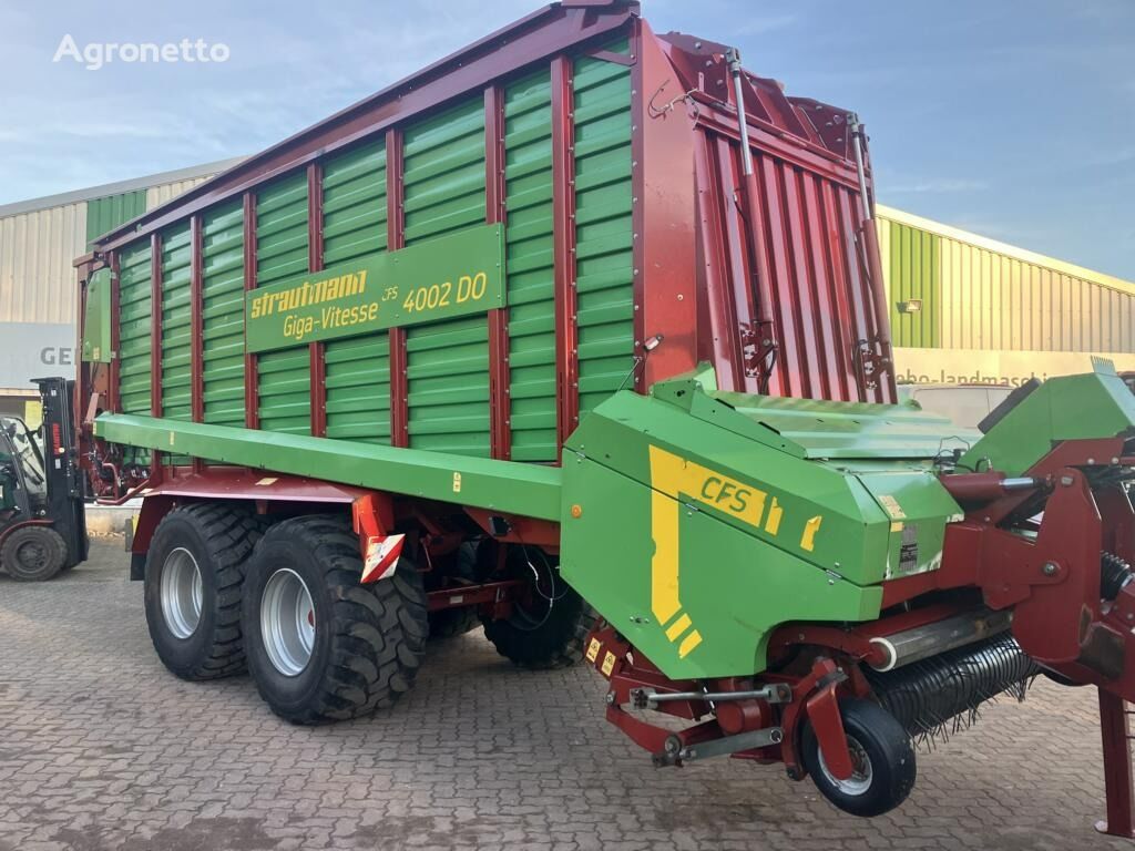 Strautmann GIGA-VITESSE CFS 4002 DO samoutovarna prikolica