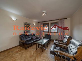 96m² 192.000€
Beograd, Savski Venac, Dedinje, Neznanog junaka